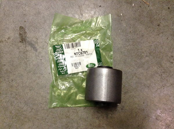 NTC6781 BUSHING, RADIUS ARM TO AXLE, POST 1993 – Defenders Northwest